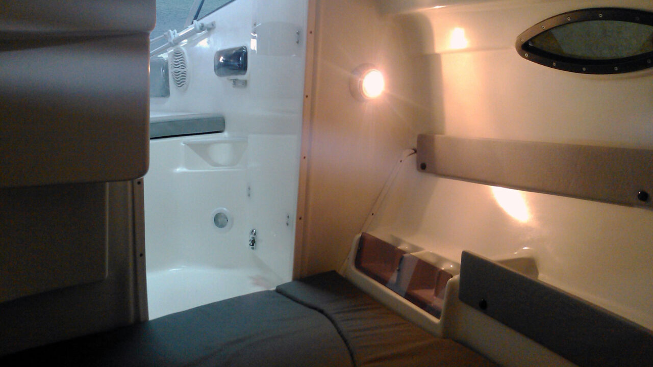 170 Dc | Compass Boats